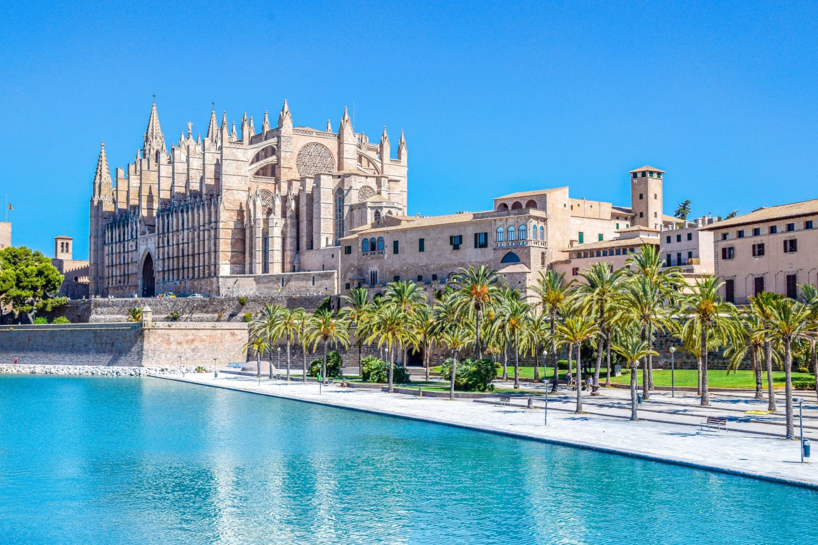 Palma de Mallorca Port Guide | Virgin Voyages | Serious Sailors